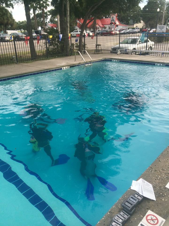 Scuba Training Pool | Express Watersports