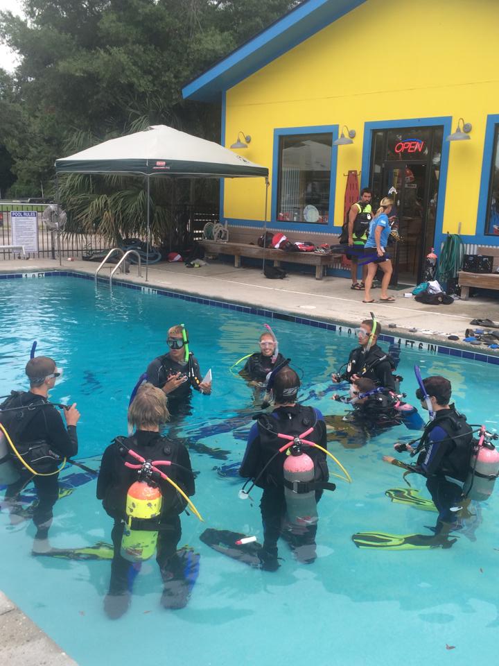 Scuba Training Pool | Express Watersports
