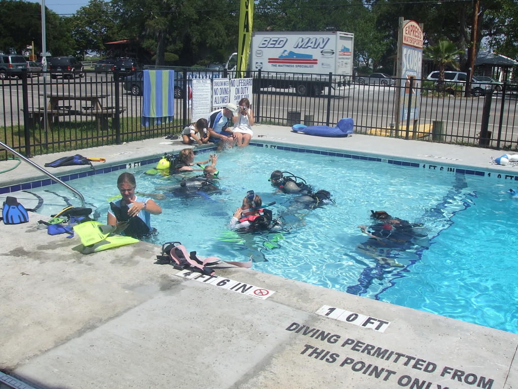 Scuba Training Pool | Express Watersports
